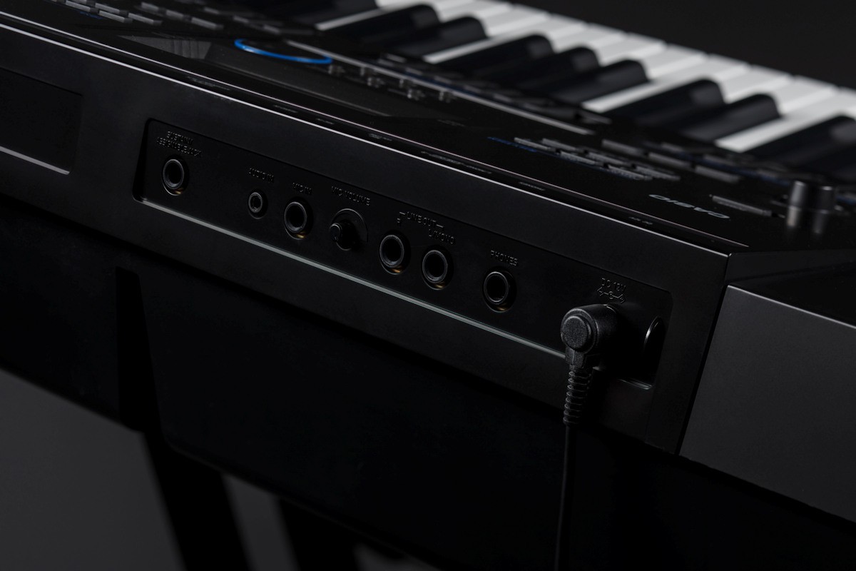 Casio WK6600 Workstation 76-key keyboard | DuBaldo Music Center