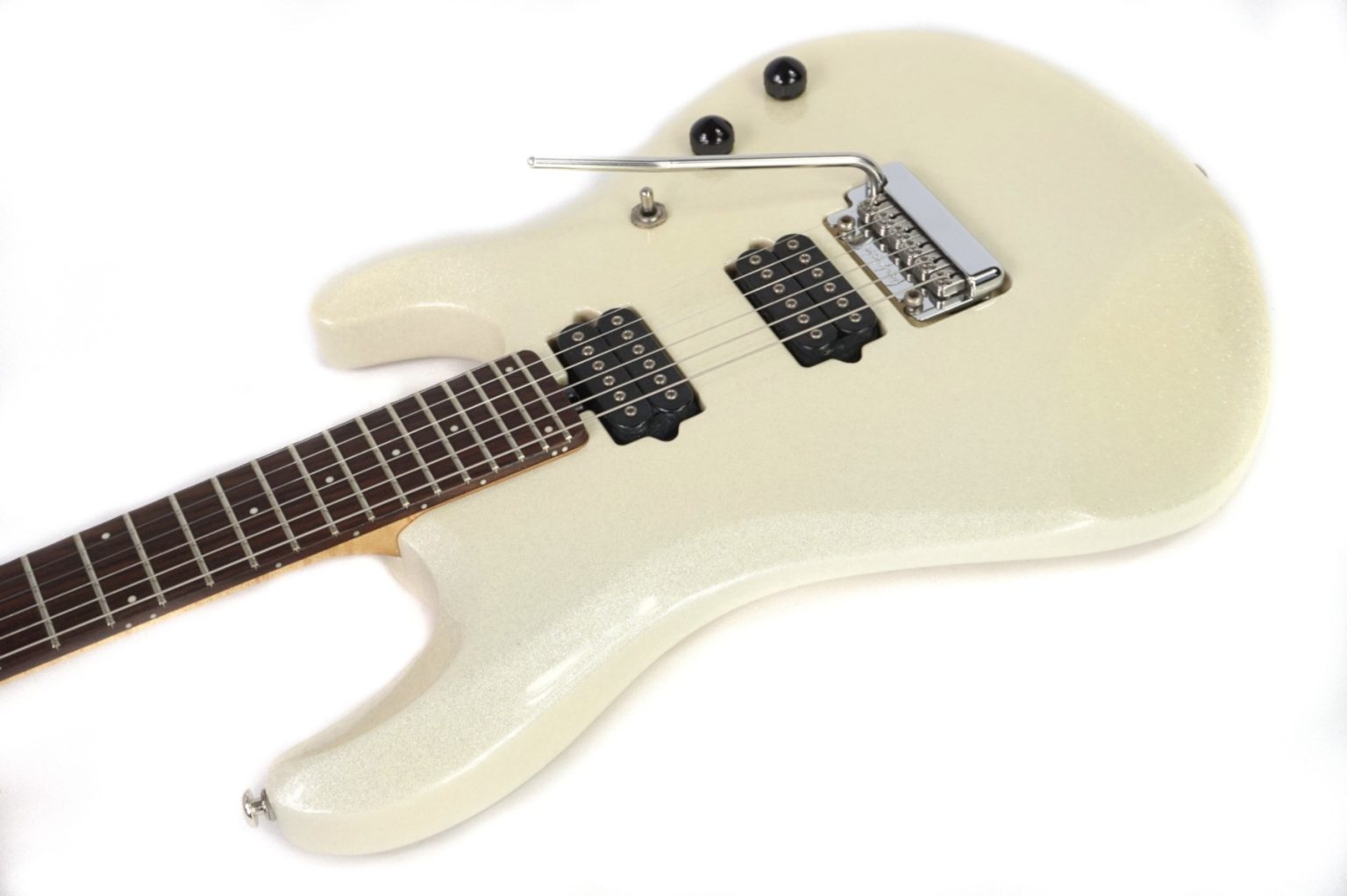 Ernie Ball Music Man John Petrucci JP6 White Sparkle - G19391 | DuBaldo ...